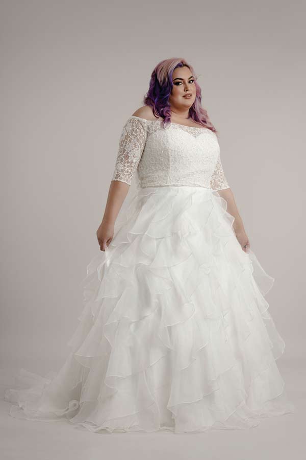 Boleros and lace jackets Plus size - Perfection Bridal Australia - Plus ...